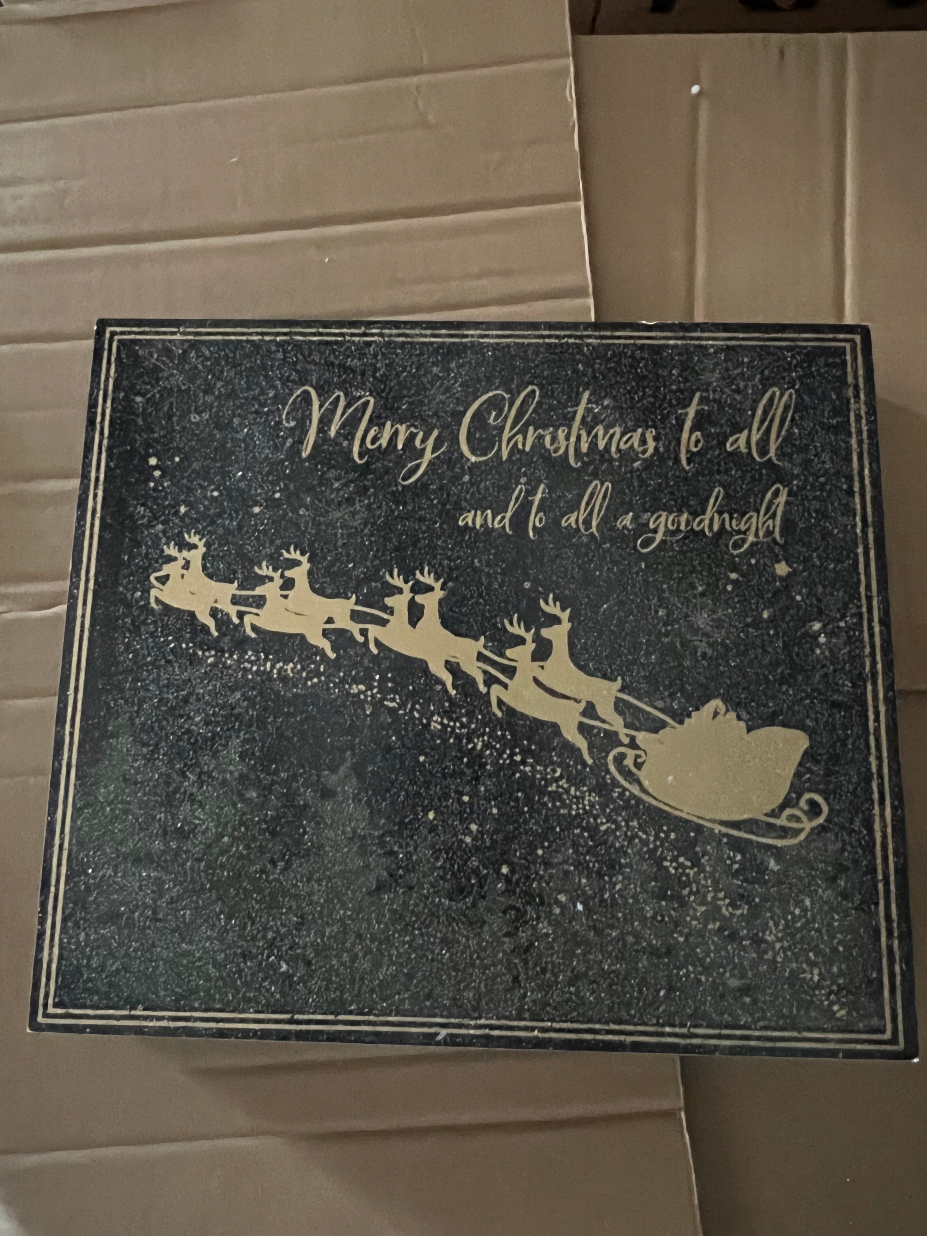 Small Christmas box sign | Pittman's Country Market