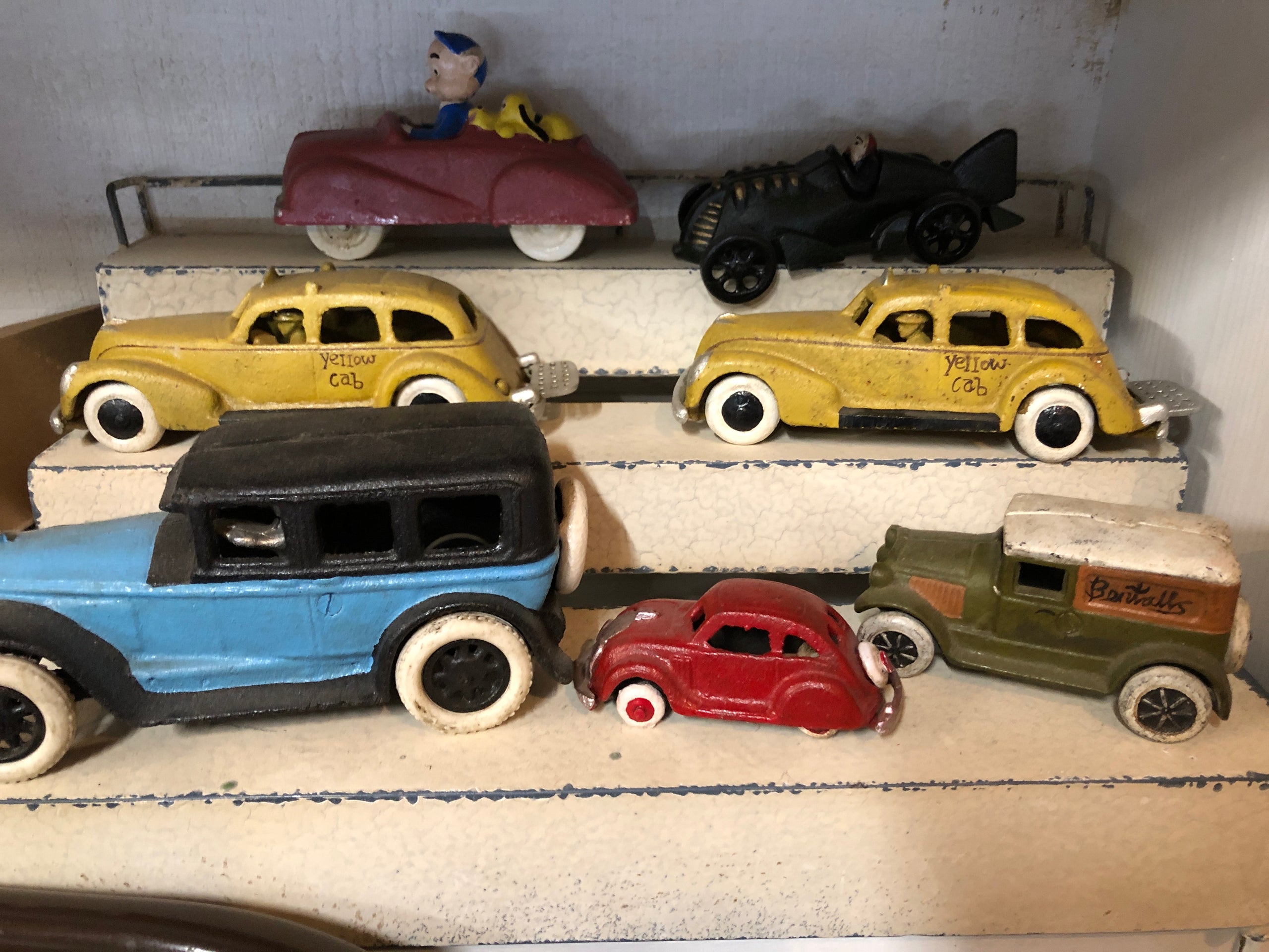 Assorted cast iron vintage toy cars | Pittman's Country Market