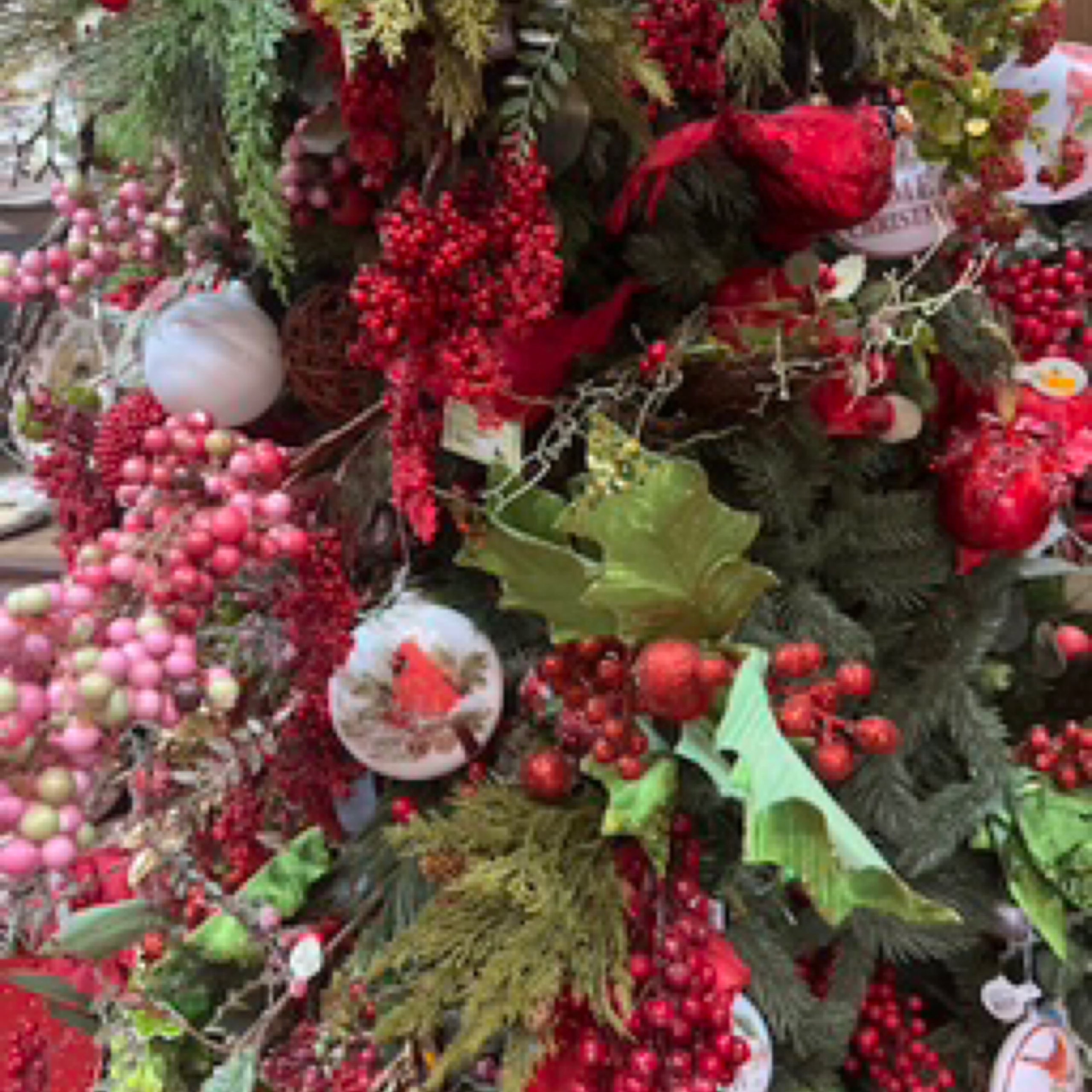 Cardinal tree bundle lot of 30 assorted picks and ornaments | Pittman's ...